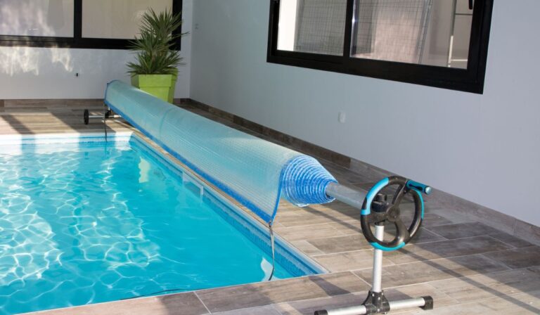 How Fast Can A Solar Blanket Heat A Pool? - PoolsWiki