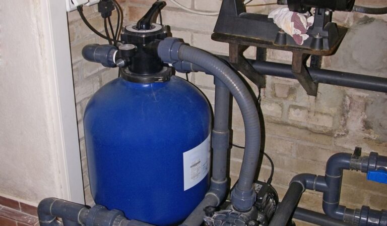How to Install a Sand Filter - PoolsWiki