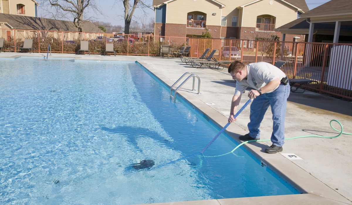 Step-By-Step Guide To Cleaning A Pool Liner - PoolsWiki